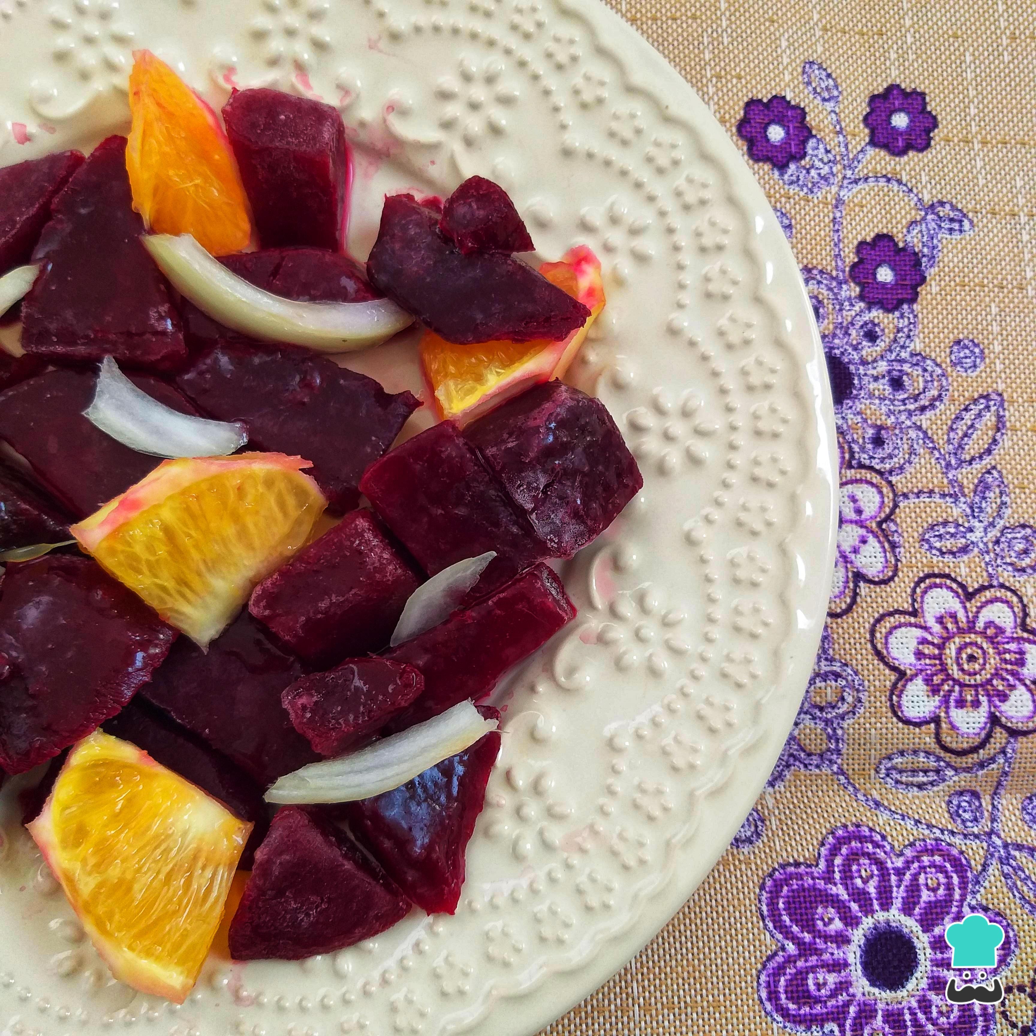 Salada de beterraba cozida com cebola: repleta de benefícios!