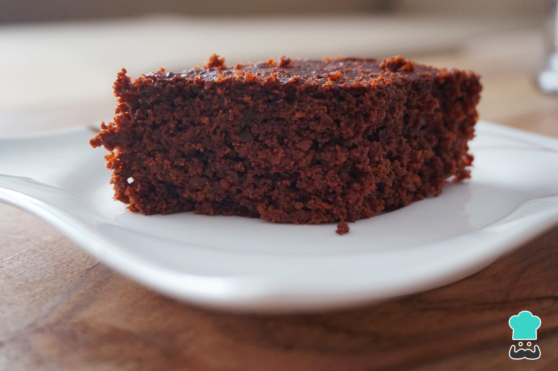 Bolo de chocolate vegano fofinho - Fácil Bolo de chocolate vegano fofinho - Fácil